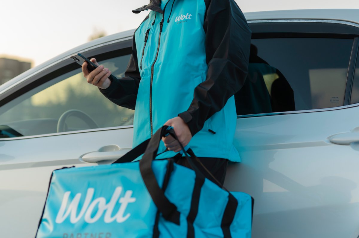 Чат с курьером-партнером 🚙 | Wolt